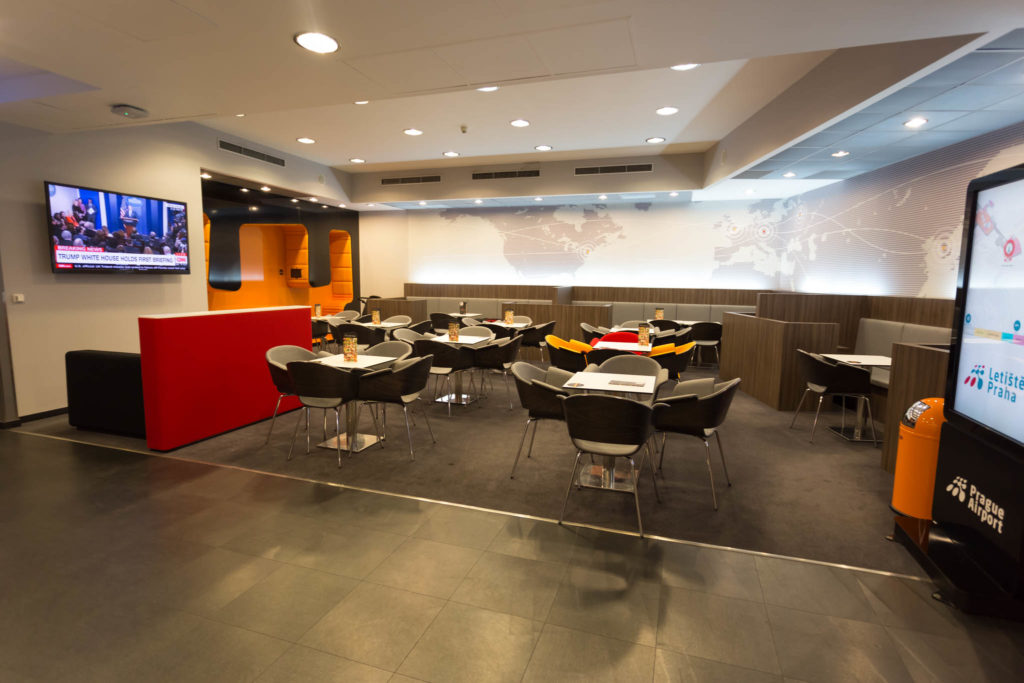 Review - Mastercard Lounge, Prague - Zac George