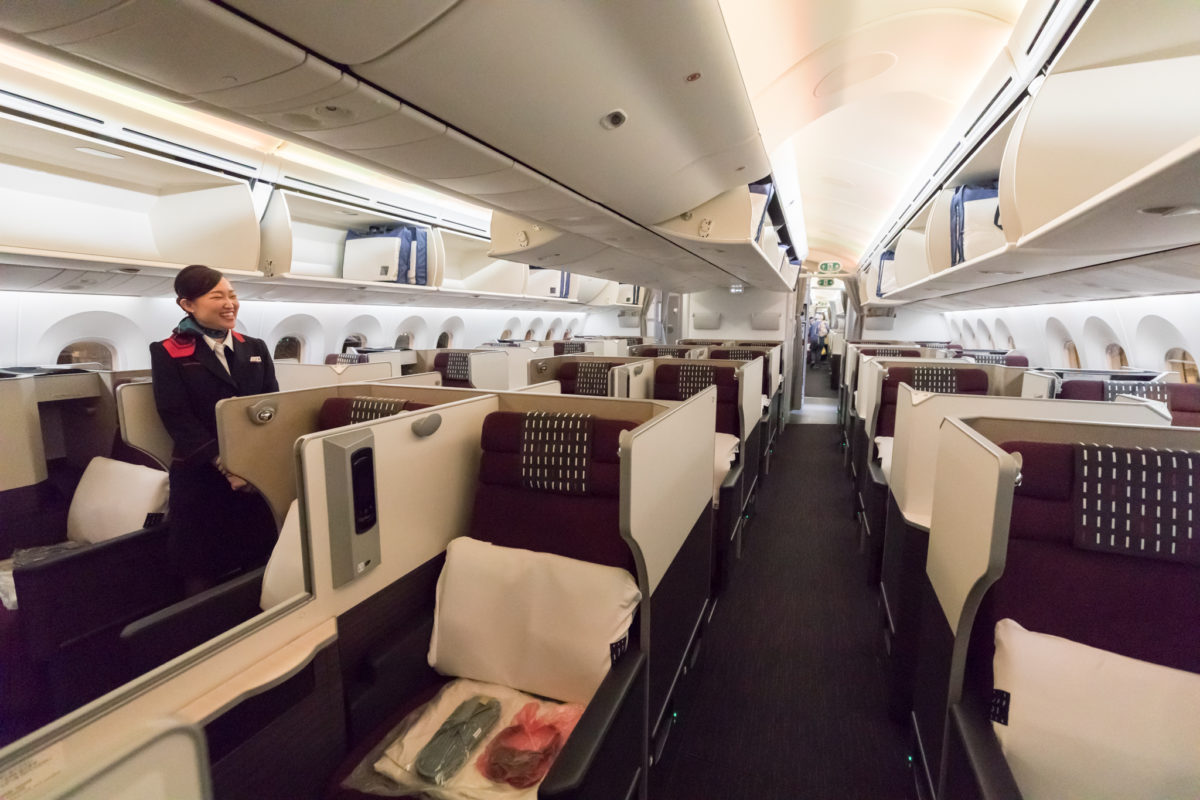 Review - Japan Airlines 787 Business Class, Tokyo Narita - Sydney - Zac ...
