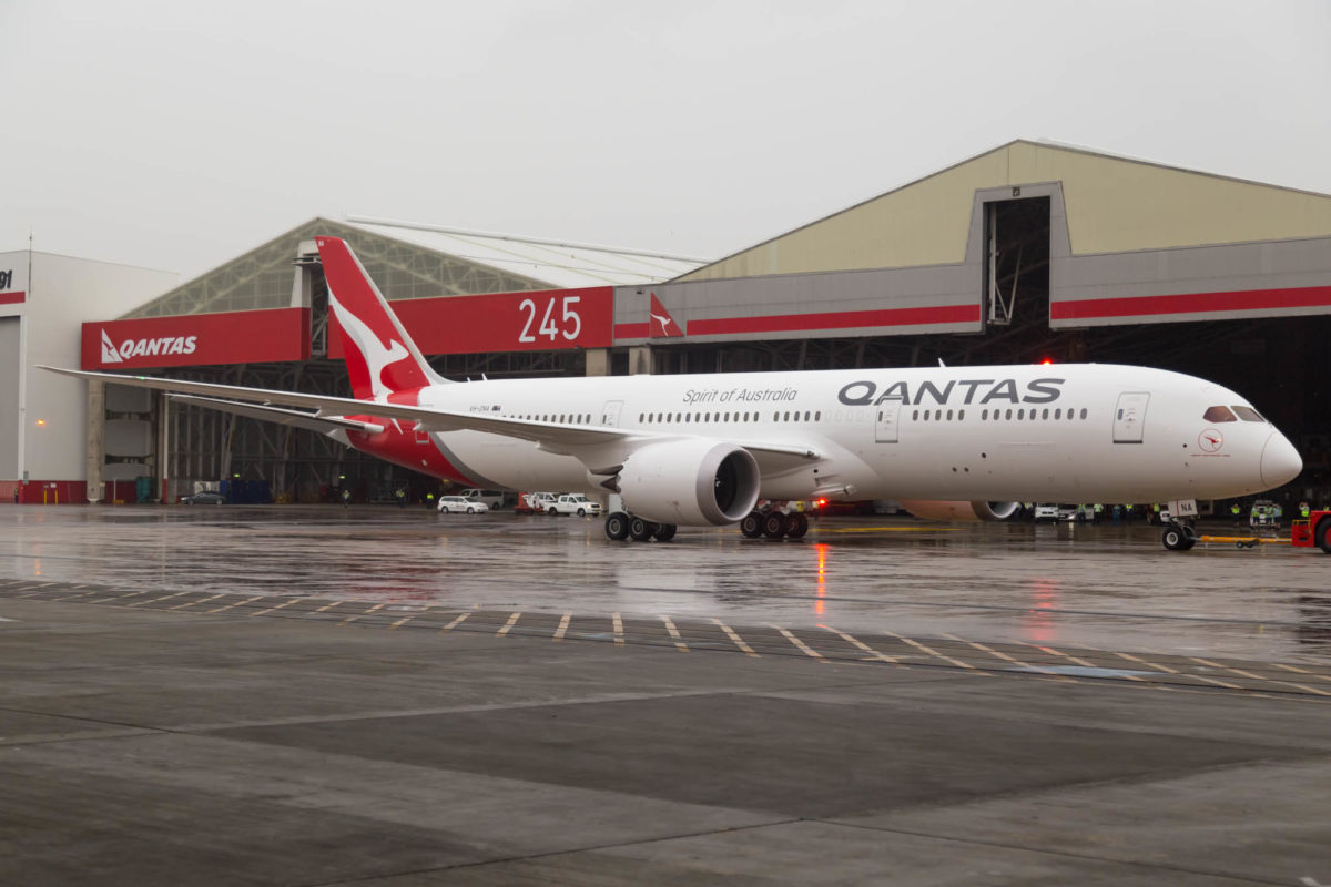 Qantas' First 787-9 Arrives In Australia - Zac George