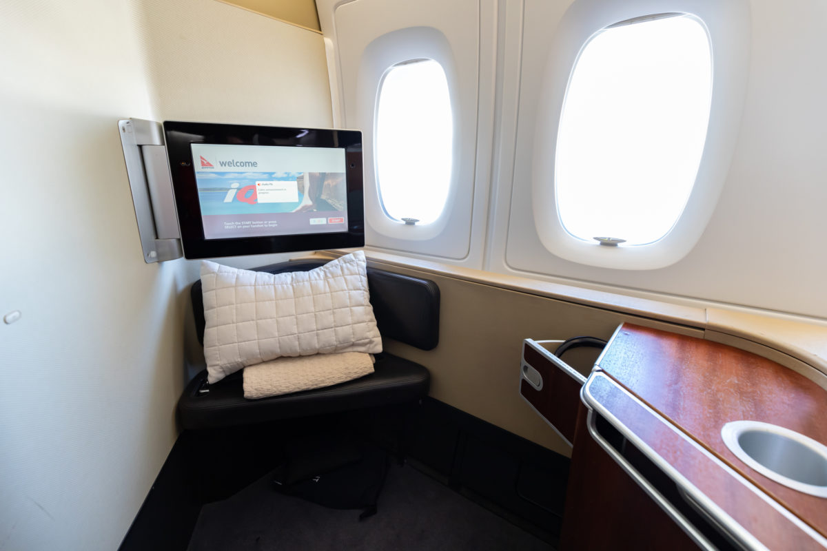 Review - Qantas A380 First Class, Melbourne - Singapore - Zac George
