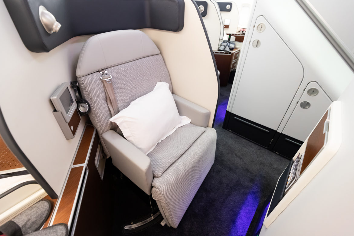 Up Close And Personal With Qantas' New A380 Cabins - Zac George